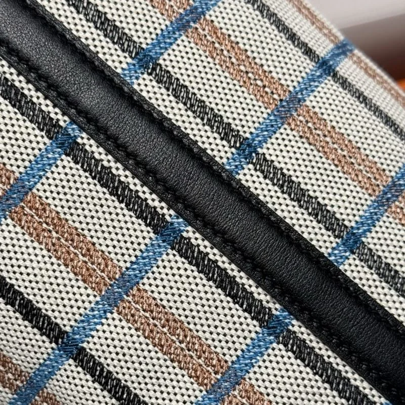Factory-made Hermes Picotin Lock
