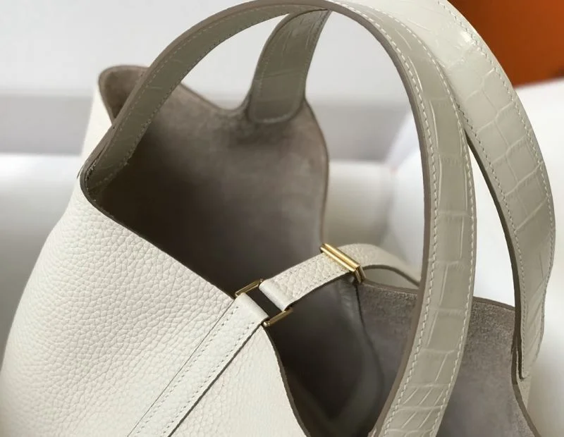 Precise copy Hermes Picotin Lock