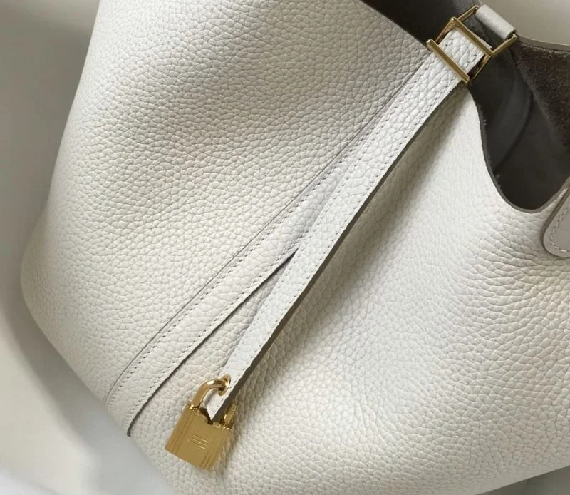 Precise copy Hermes Picotin Lock