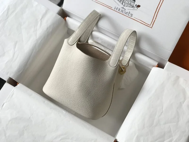 Indistinguishable Hermes Picotin Lock