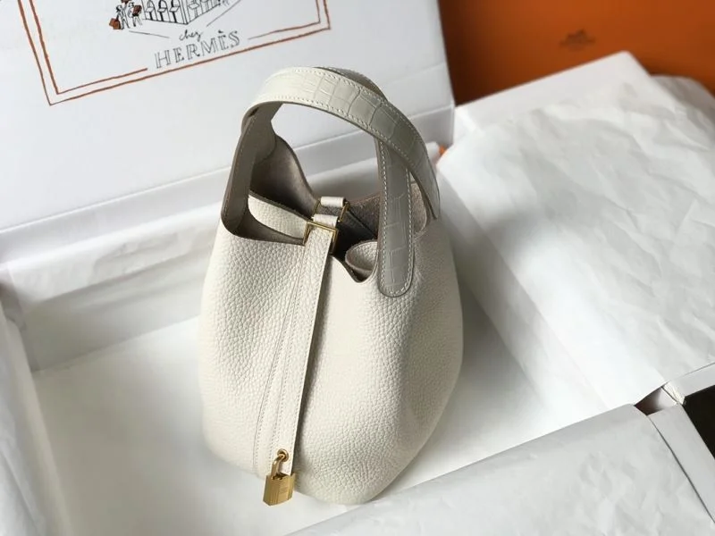 Indistinguishable Hermes Picotin Lock