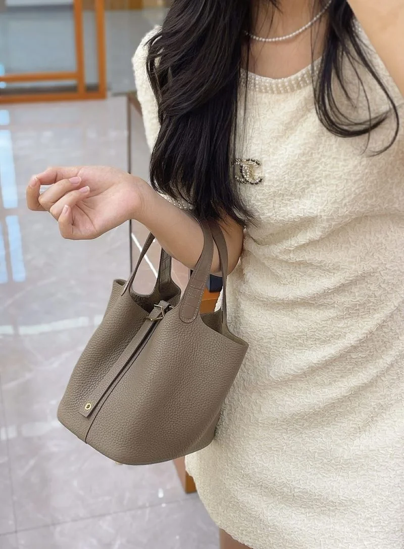 Exact replica Hermes Picotin Lock