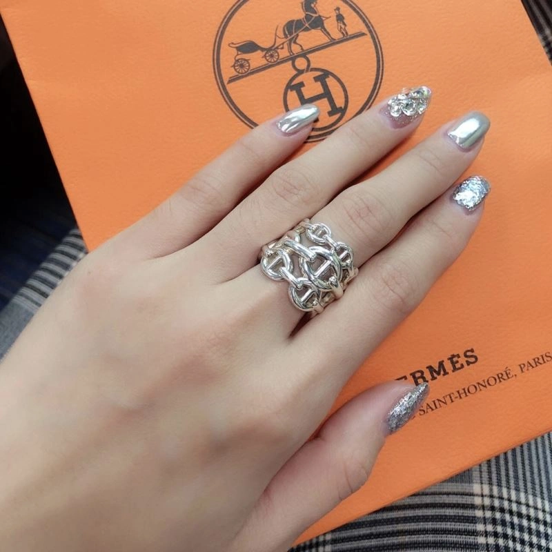 Accurate model Hermes Rings