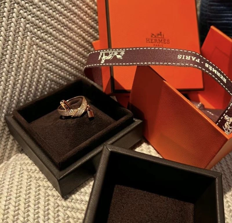 Low-cost Hermes Rings