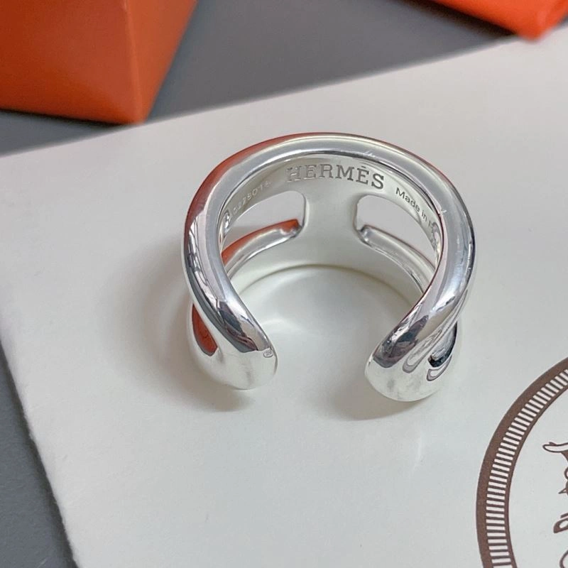 Economical Hermes Rings