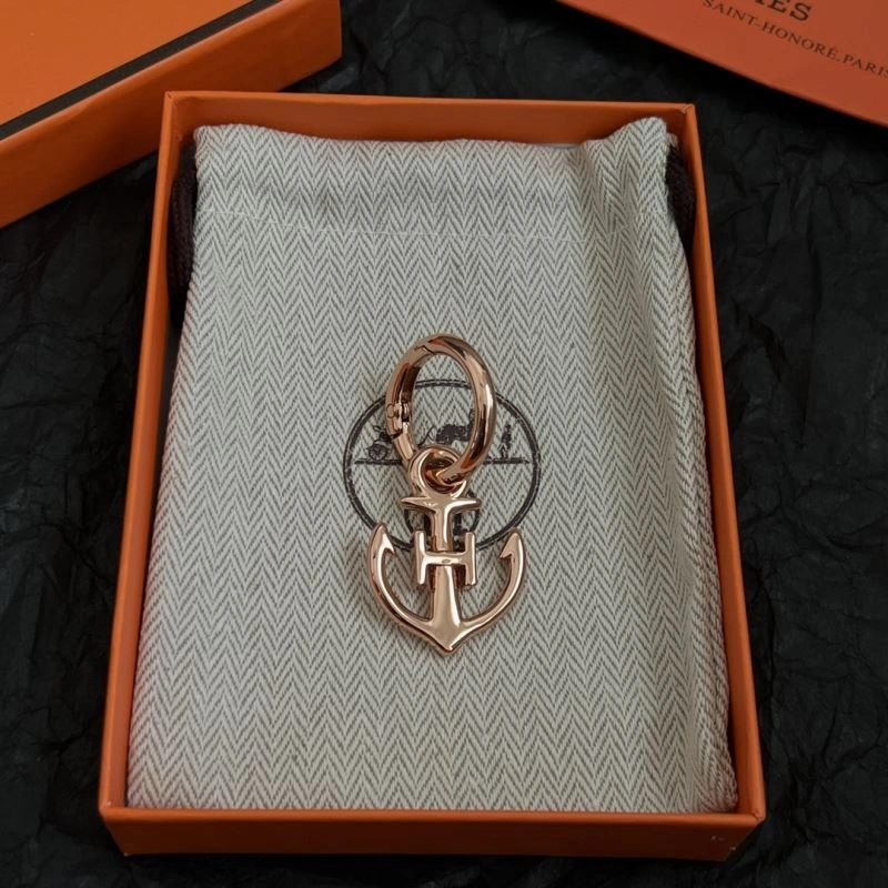 Budget-friendly Hermes Rings