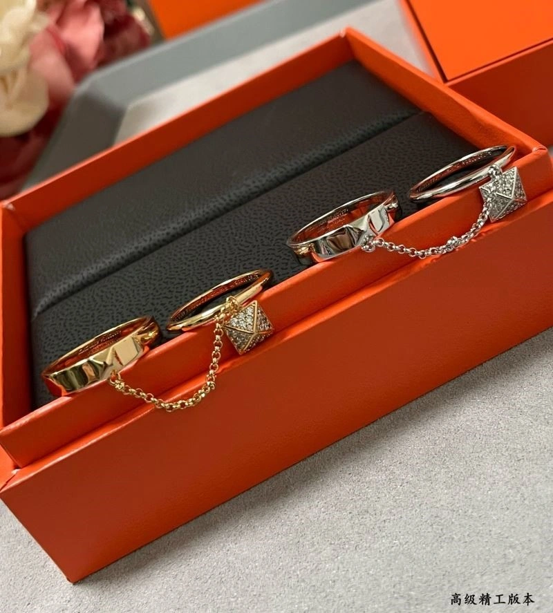 Discounted Hermes Rings