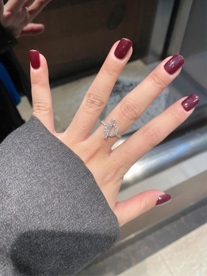 Real Hermes Rings