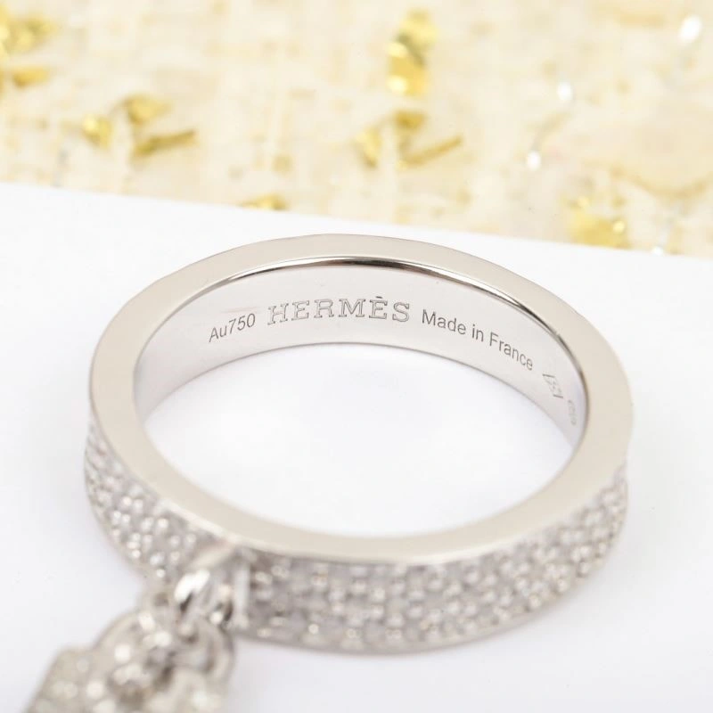 Exact replica Hermes Rings