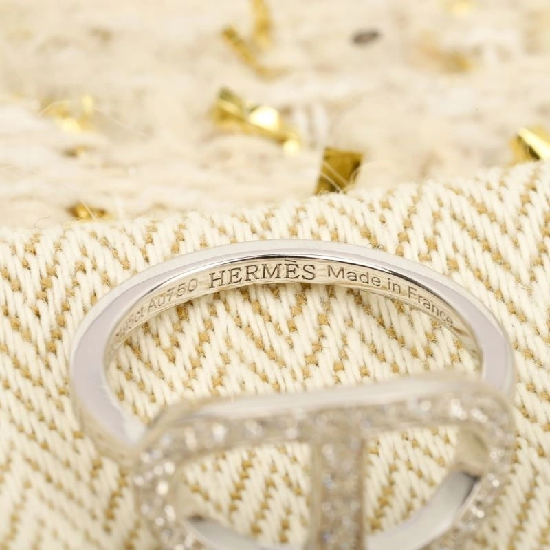 Real Hermes Rings
