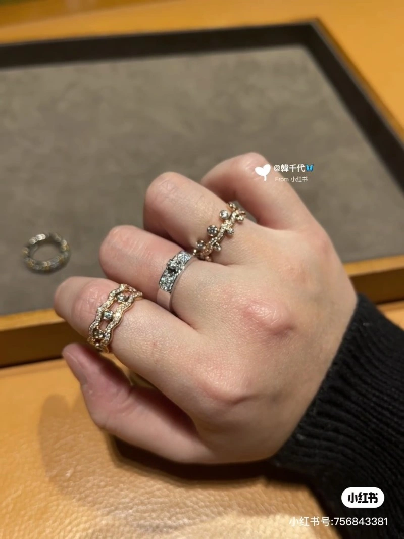 Top mirror Hermes Rings
