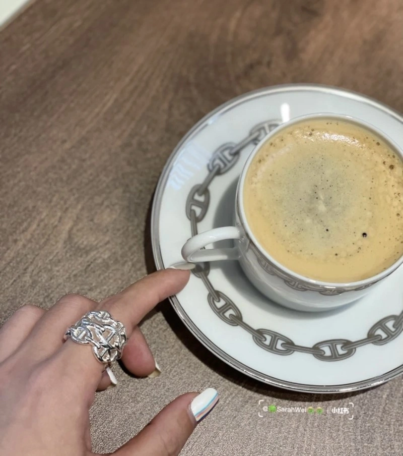 Real Hermes Rings