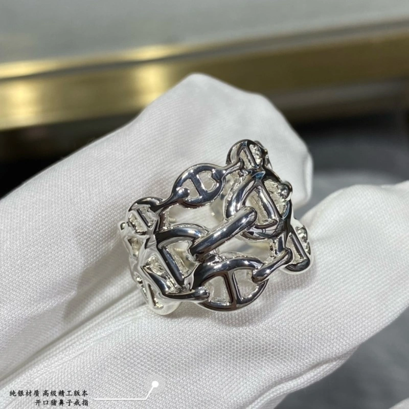 Real Hermes Rings