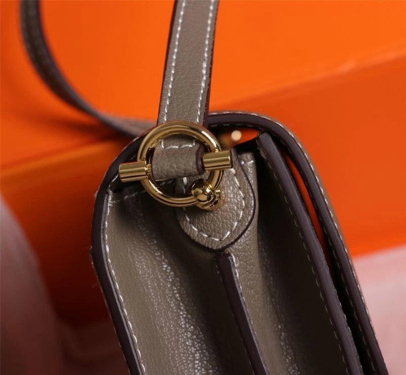 Bargain Hermes Roulis Bags