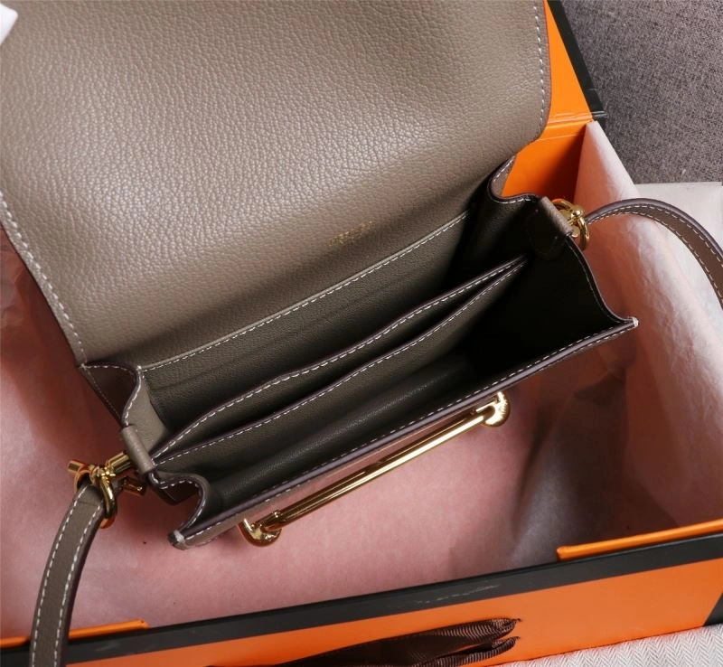 Bargain Hermes Roulis Bags