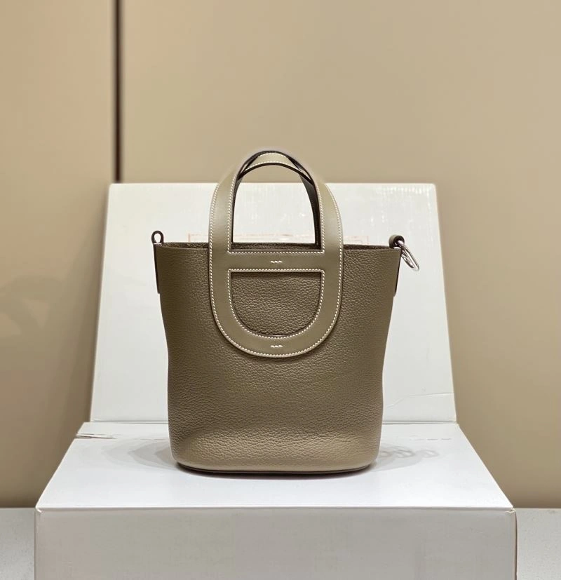 Budget-friendly Hermes Roulis Bags