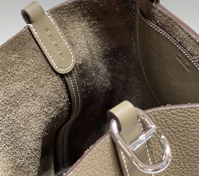 Budget-friendly Hermes Roulis Bags