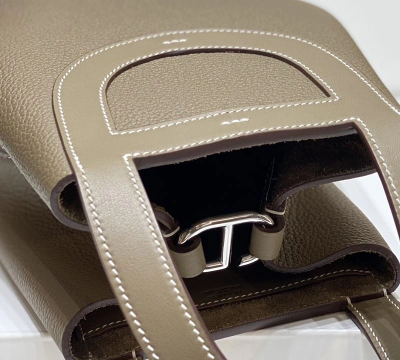 Budget-friendly Hermes Roulis Bags