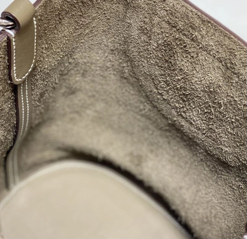 Budget-friendly Hermes Roulis Bags
