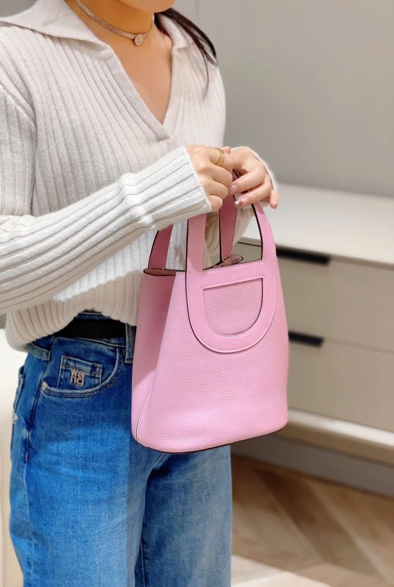 Budget-friendly Hermes Roulis Bags
