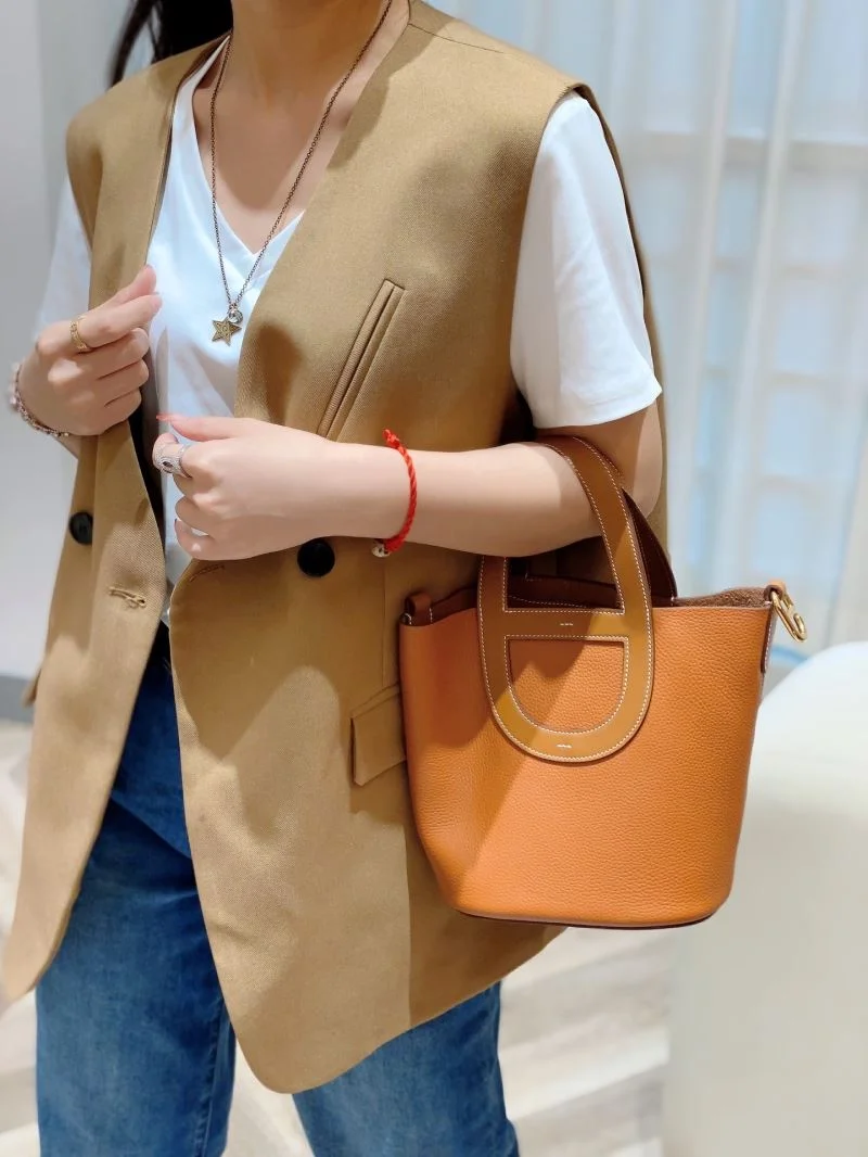 Indistinguishable Hermes Roulis Bags