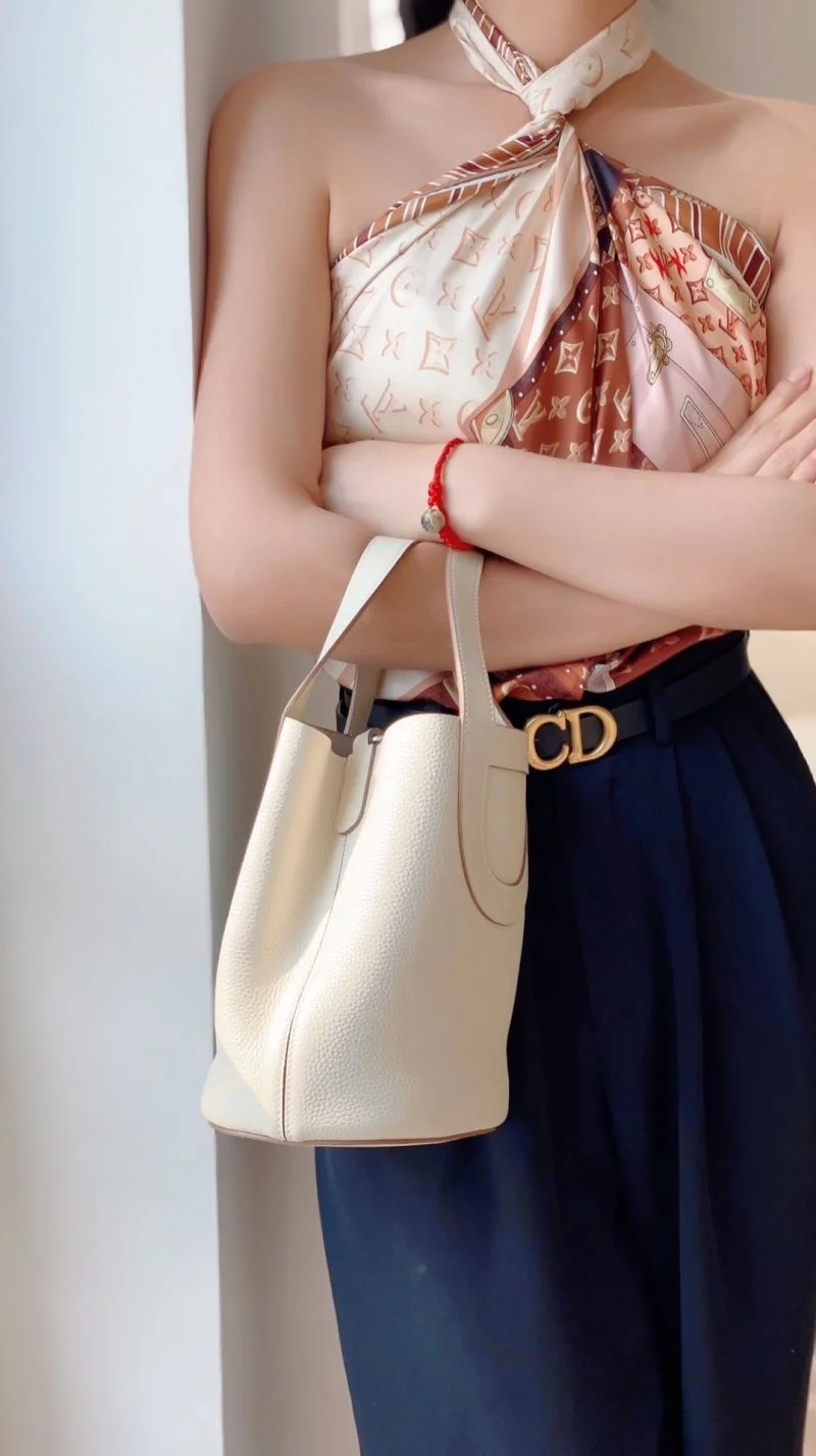 Economical Hermes Roulis Bags