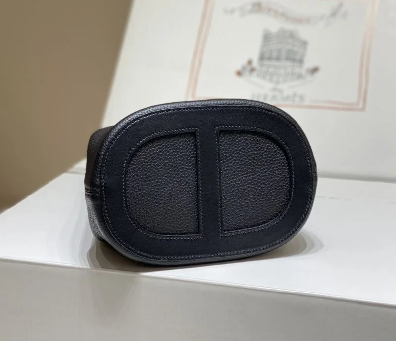 Accurate model Hermes Roulis Bags