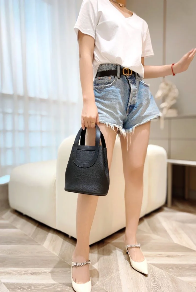 Accurate model Hermes Roulis Bags