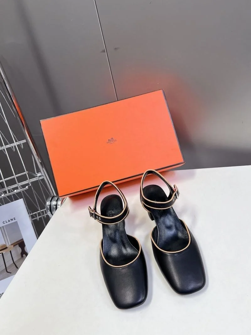 Hermes Sandals