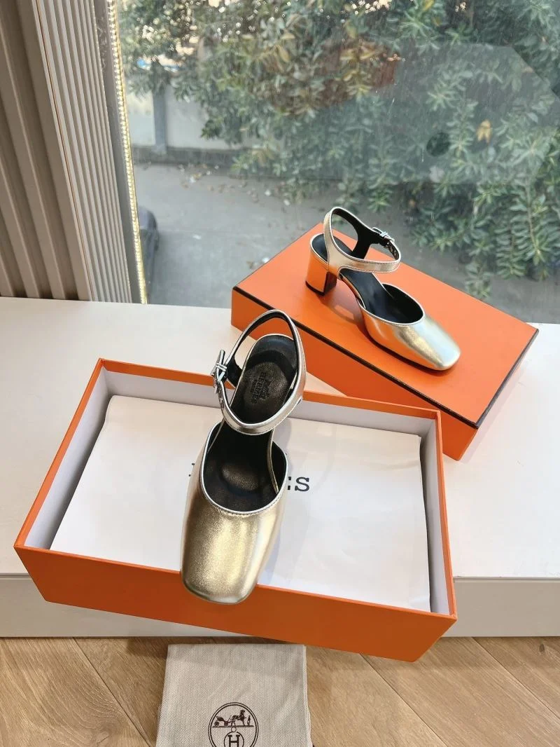 Top match Hermes Sandals