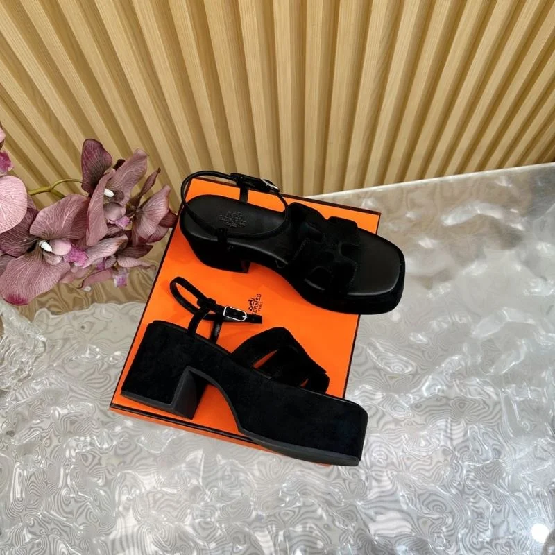 Accurate model Hermes Sandals