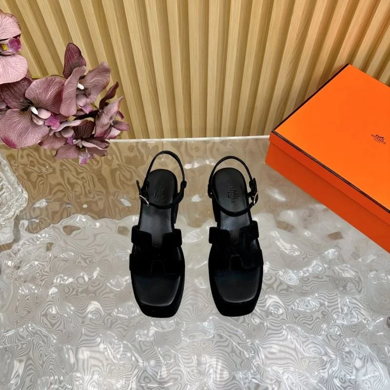 Accurate model Hermes Sandals