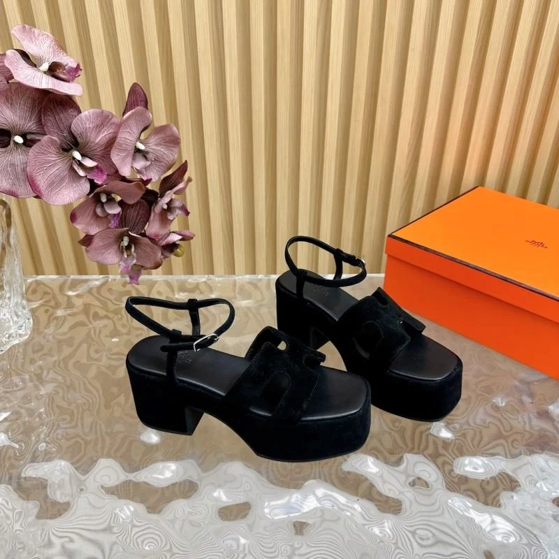 Accurate model Hermes Sandals