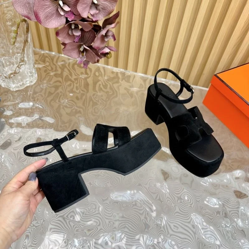 Accurate model Hermes Sandals