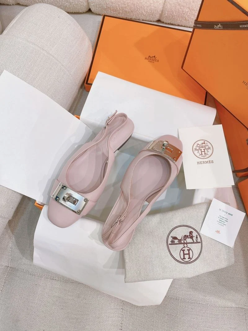 Accurate model Hermes Sandals