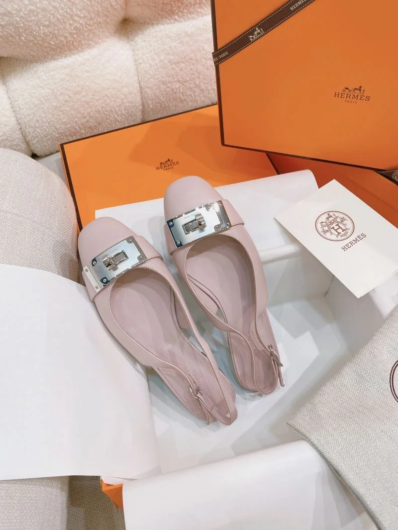Accurate model Hermes Sandals