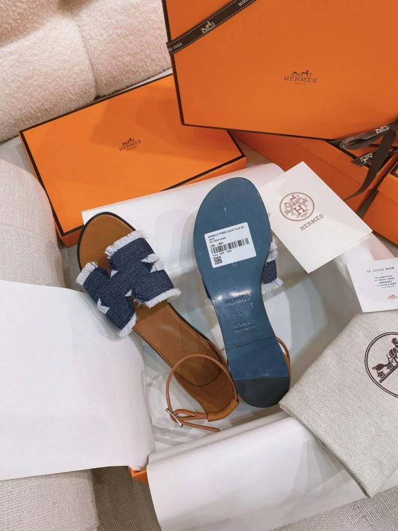 Exact replica Hermes Sandals