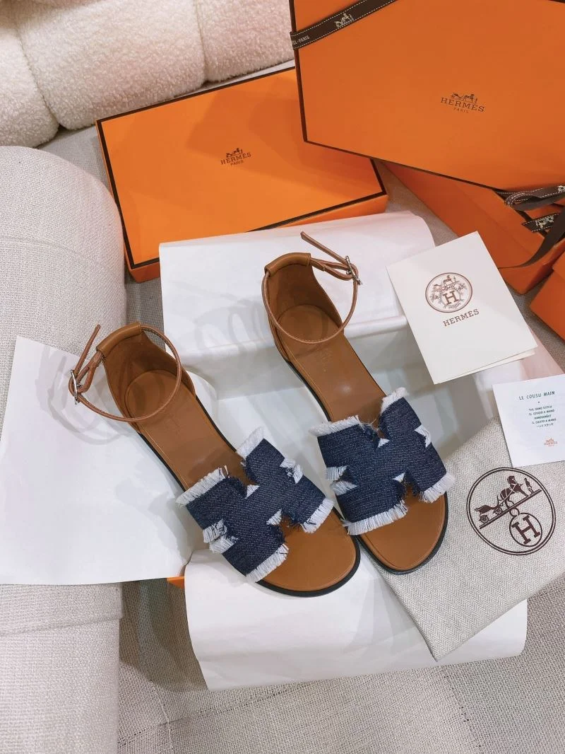 Exact replica Hermes Sandals