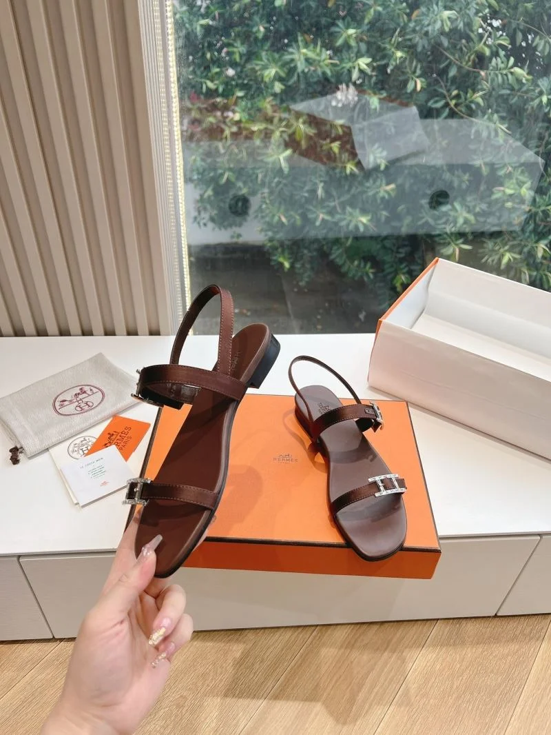 Accurate model Hermes Sandals