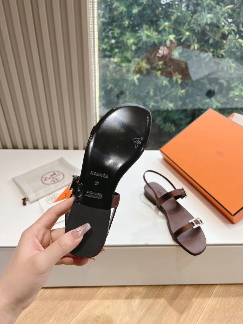 Accurate model Hermes Sandals