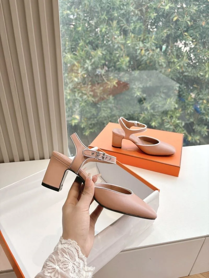 Brand-authenticated Hermes Sandals