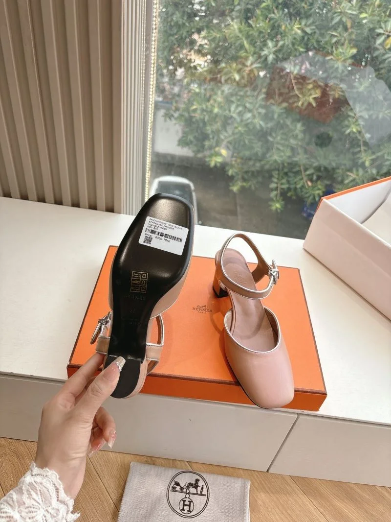 Brand-authenticated Hermes Sandals