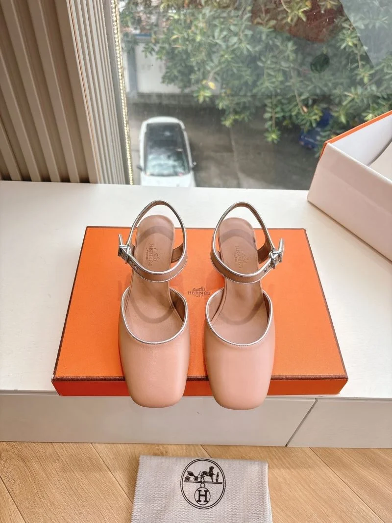 Brand-authenticated Hermes Sandals