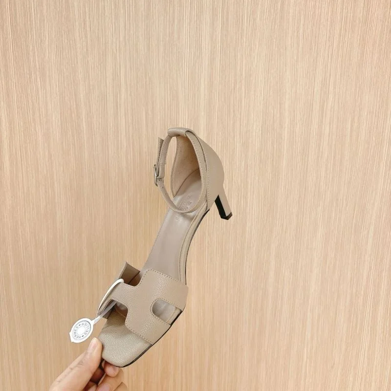 Inexpensive Hermes Sandals