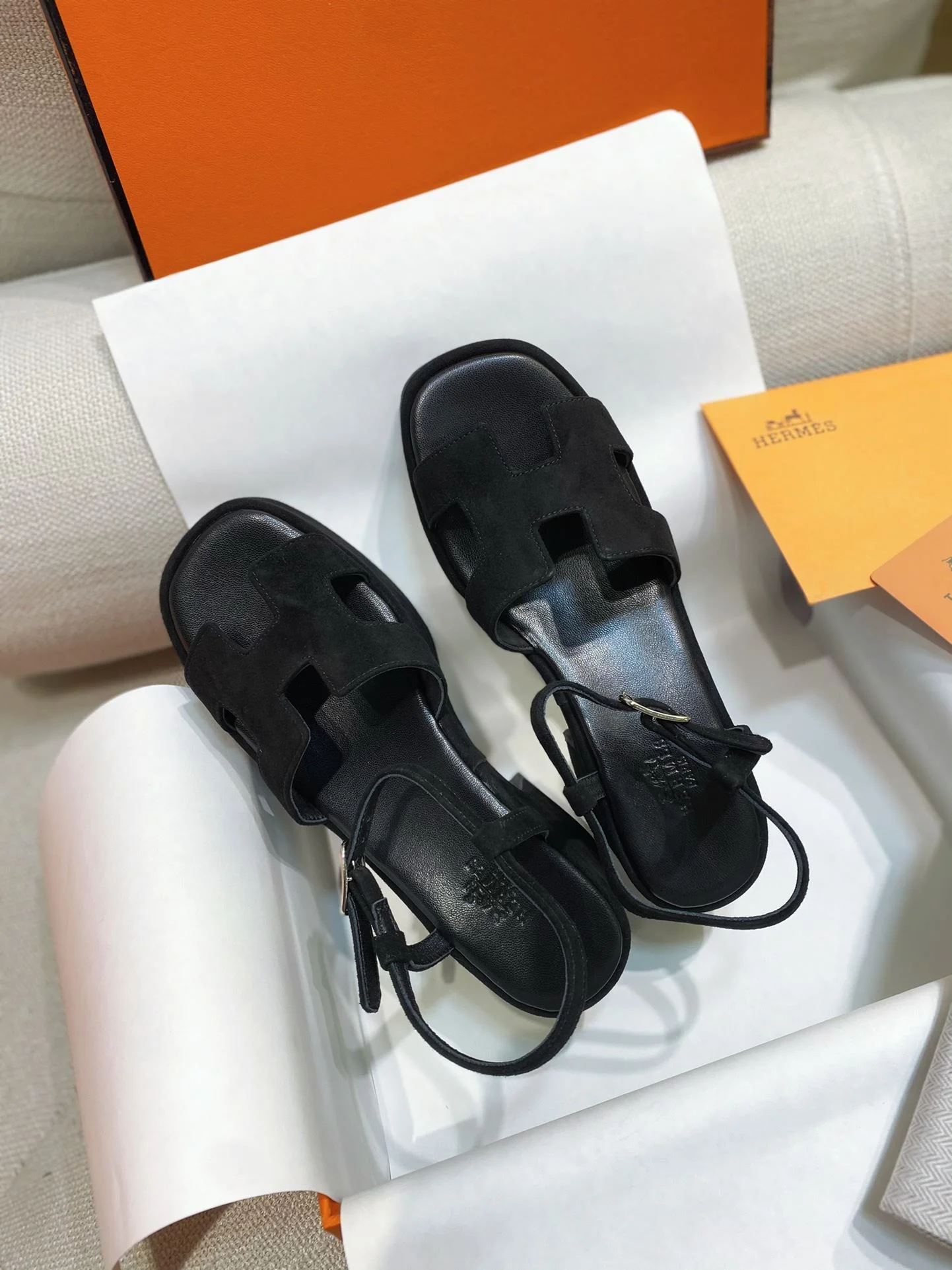 Exact replica Hermes Sandals