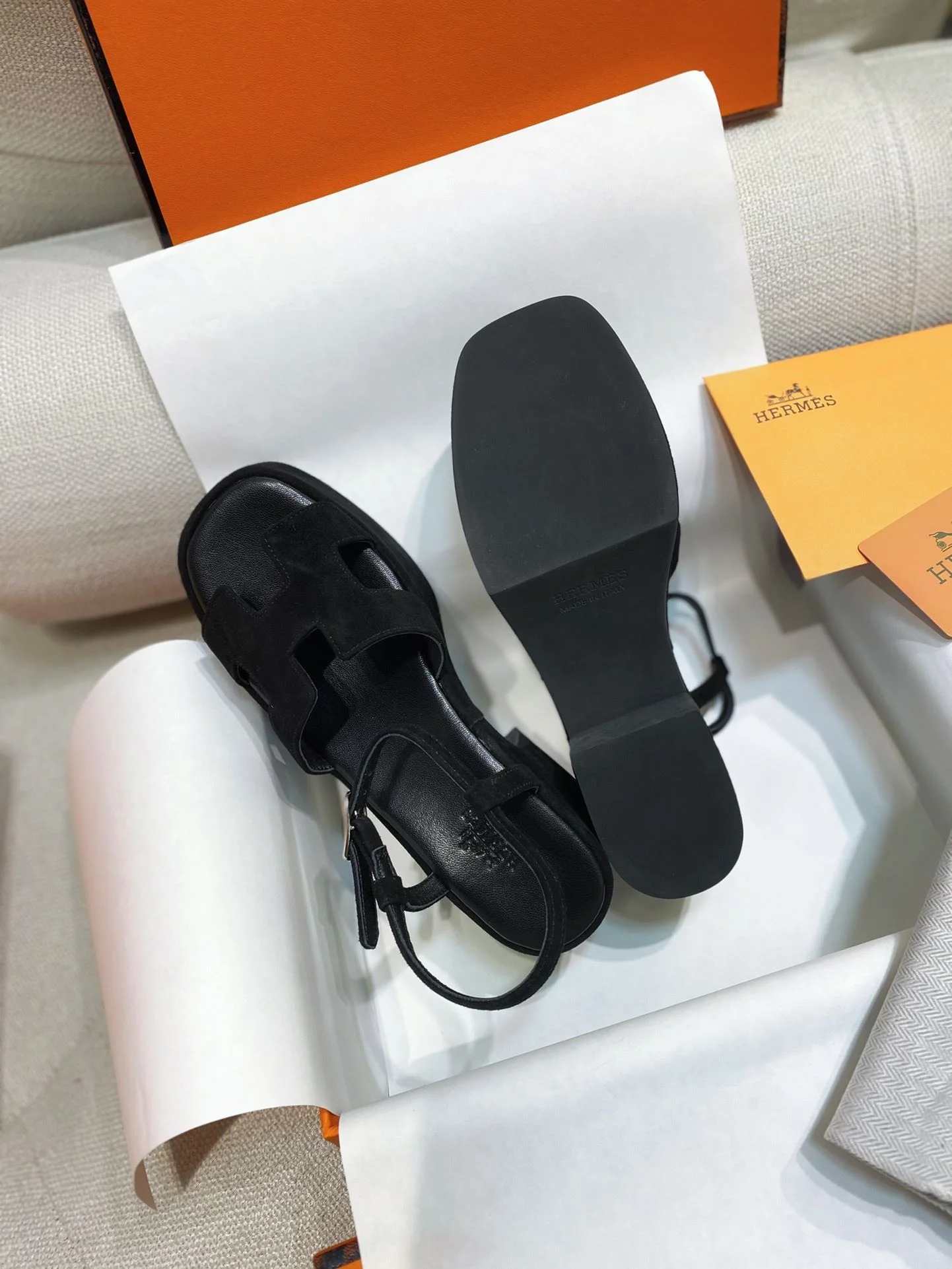 Exact replica Hermes Sandals