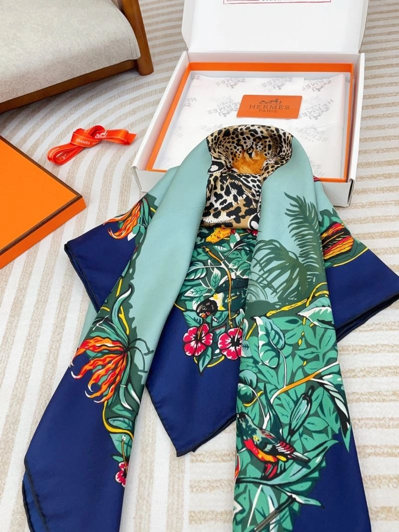 Top mirror Hermes Scarf