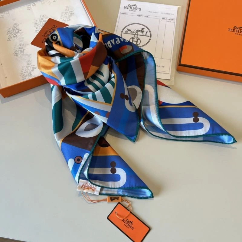 Brand-authenticated Hermes Scarf