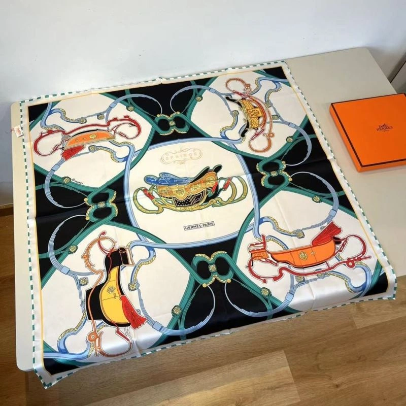 Cut-rate Hermes Scarf
