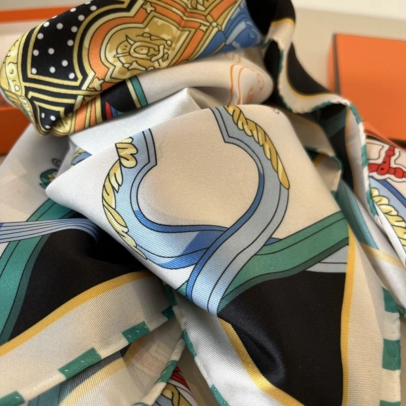 Cut-rate Hermes Scarf